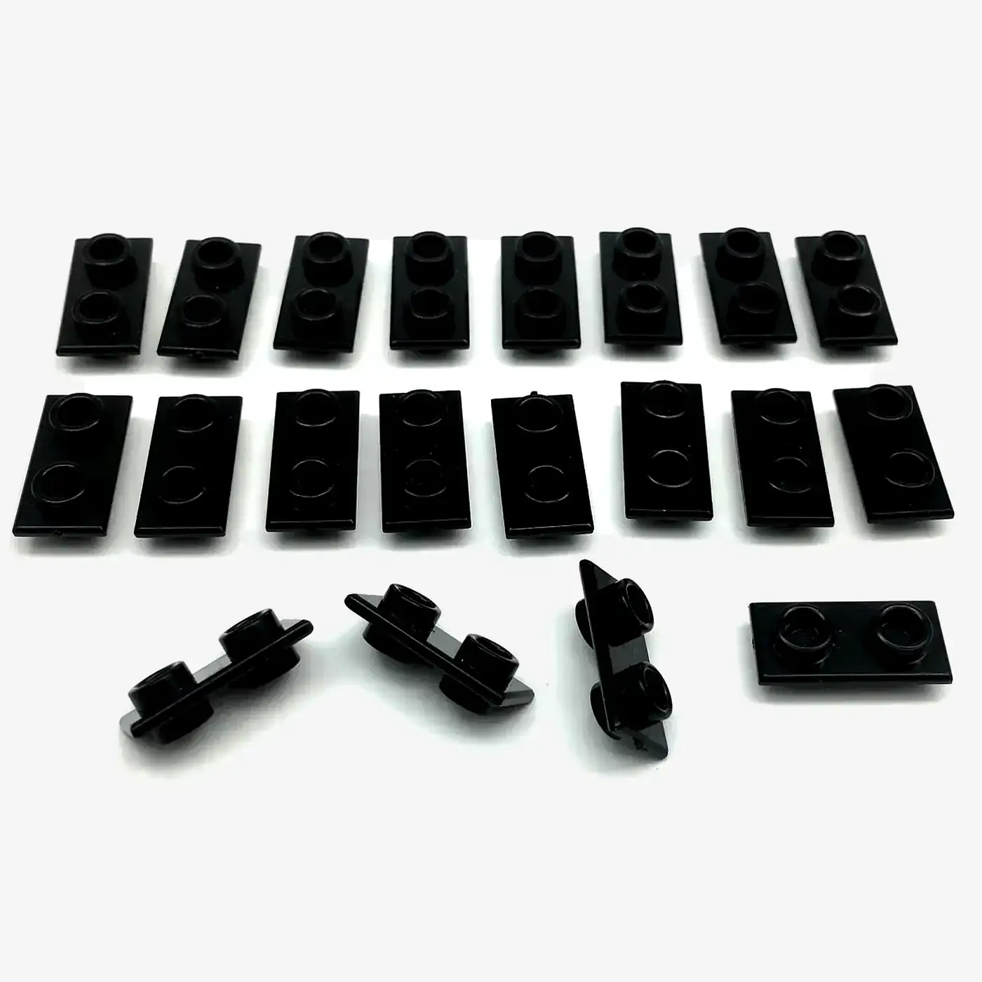 BlueBrixx Thin Plate 1x2 with studs on 2 sides, Black, 20x