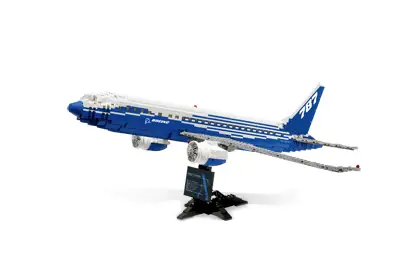 LEGO Creator Expert Boeing 787 Dreamliner • Set 10177