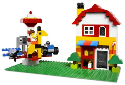 LEGO Classic Foundation Set Blue Bucket • Set 7335 • SetDB